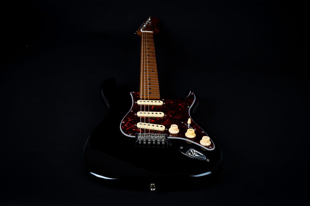 JET JS-300 BK – JET Guitars