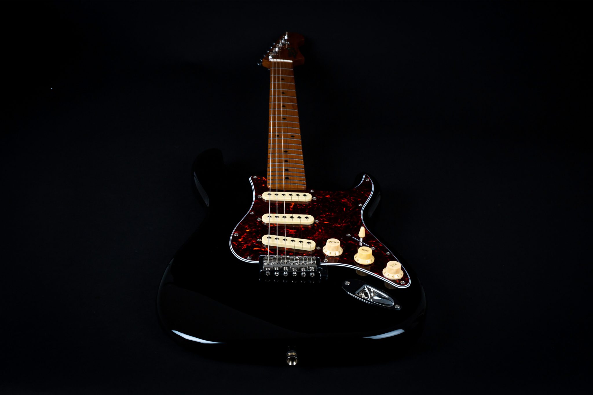 JET JS-300 BK – JET Guitars
